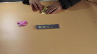 静晓手工:教您折出一个非常实用的试卷夹