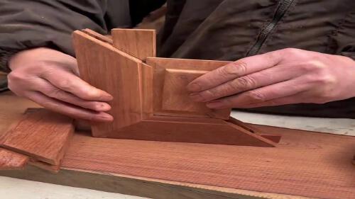 红木家具榫卯结构面子的组装