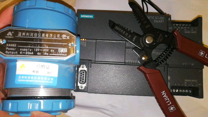 压力变送器是二线制模拟量?怎么和PLC接线?听我讲完就全明白了