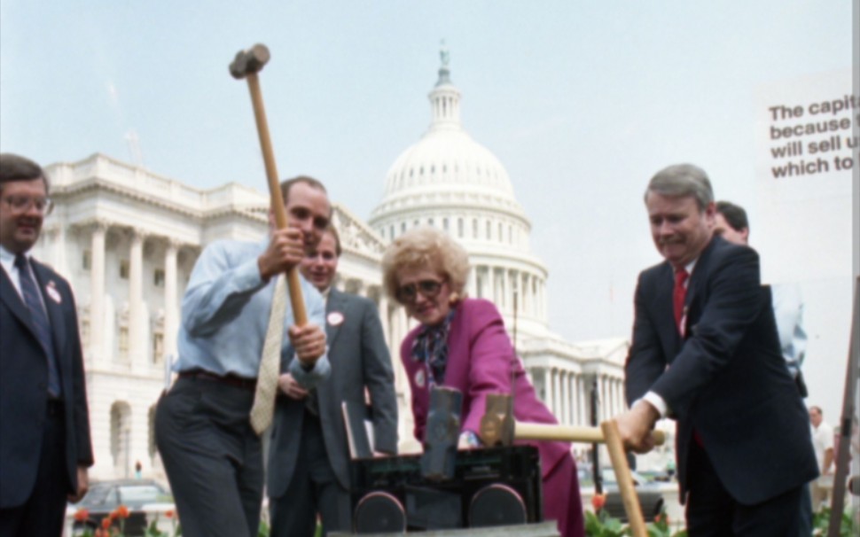 为何美国两党过去可以拥有共识,为国家利益搁置冲突【双尾彗星11-1】