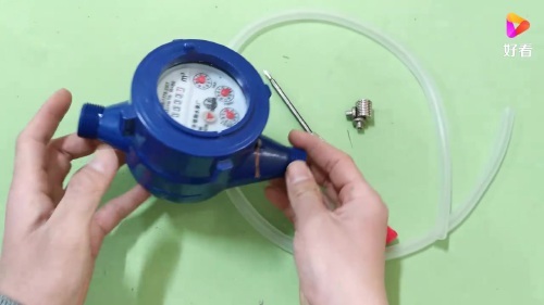 今天才知道,水表不管怎么安装,永远都不会反转,这技术值得学习