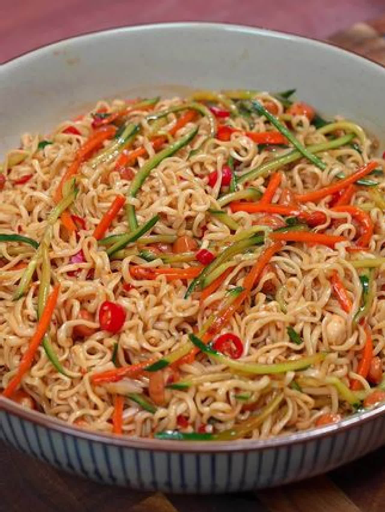 方便面的神仙吃法,越吃越香太适合这个夏天了