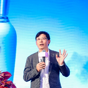 黄亚东博士讲科学美容 
