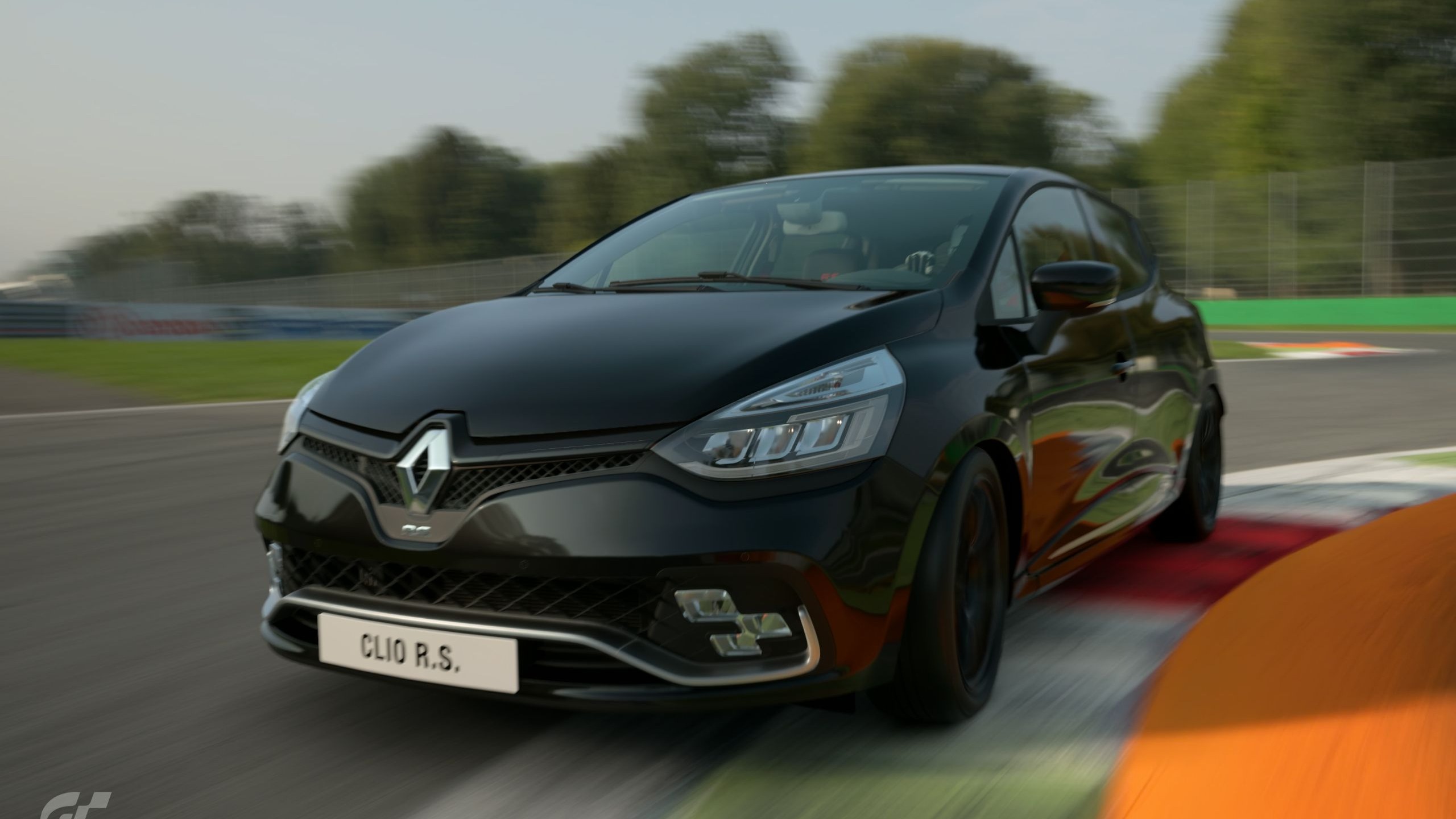 你怎么知道我拿到GT7线上计时赛金牌!果然还是小马力前驱车适合我~