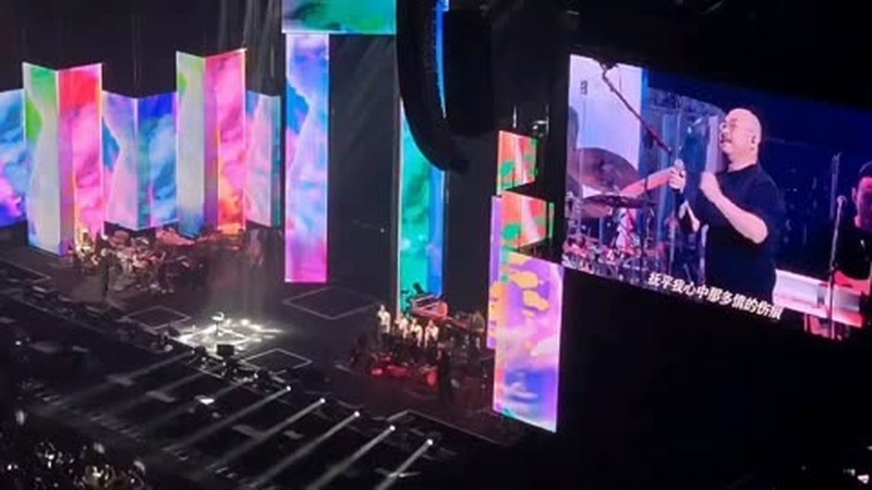 刀郎北京演唱会,一首经典歌曲《情人》燃爆全场!