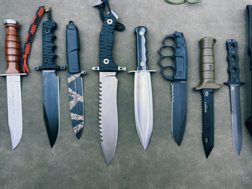 “以战斗之名”浅聊现代特种部队战斗刀合集