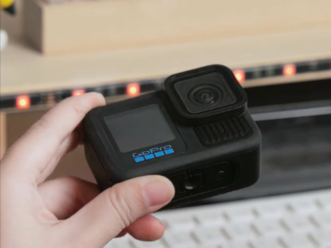 ...防抖运动相机 vlog防水相机 妙用套装【单机+64G内存卡+磁吸快拆
