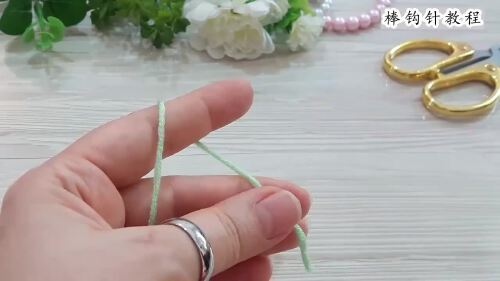 新手必学!3分钟轻松搞定毛衣小花编织,手残党也能秒会