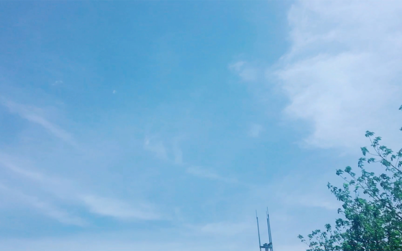 简单的拍摄天空视频-助安眠