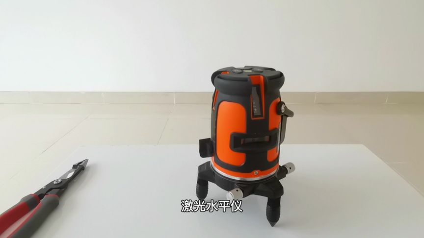 #高性能实用工具 #瓦工 #激光水平仪 激光投线仪的使用方法#贴砖