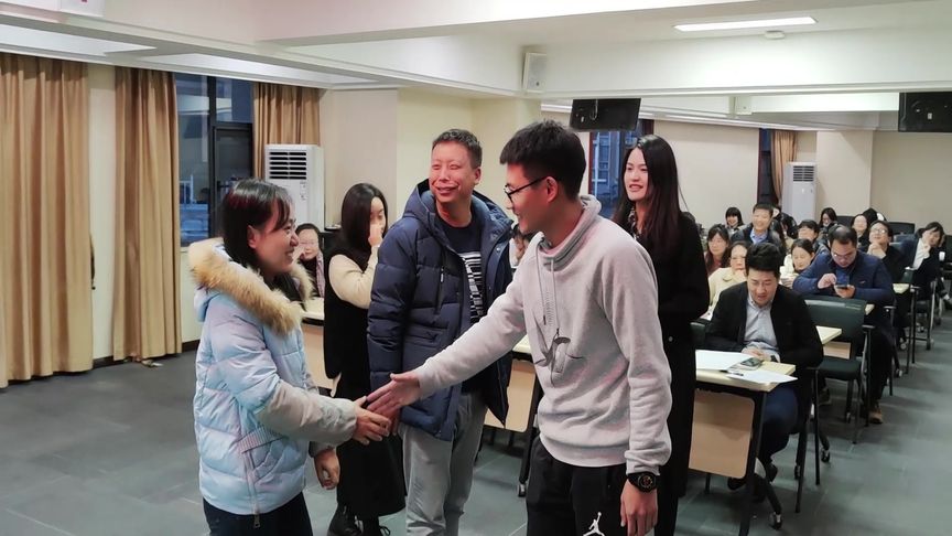 公司商务接待礼仪培训情景模拟,一看就会,一学就对