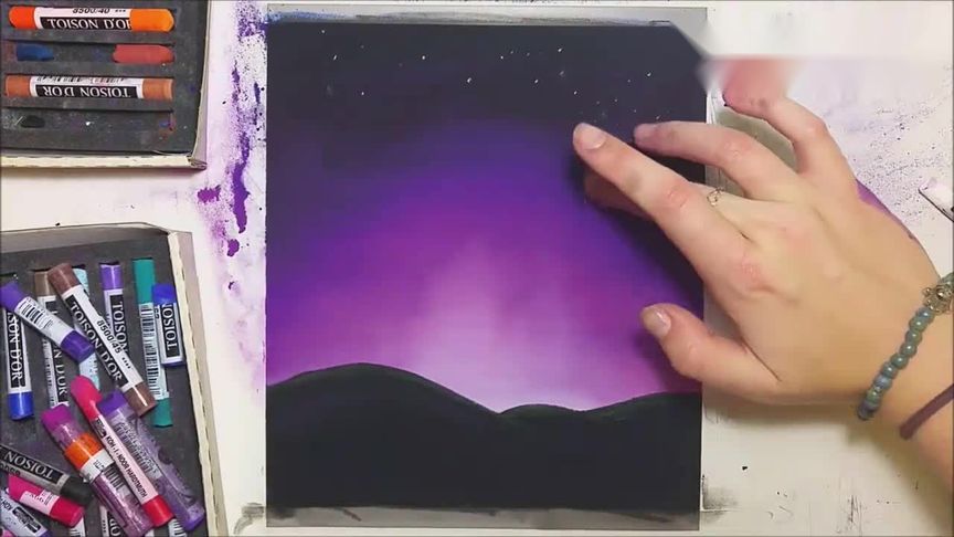 画家这是用的什么颜料，画出了夜晚星空下月兔奔月的一幕