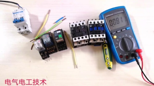 继电器和接触器大不同,新手电工别犯糊涂了!
