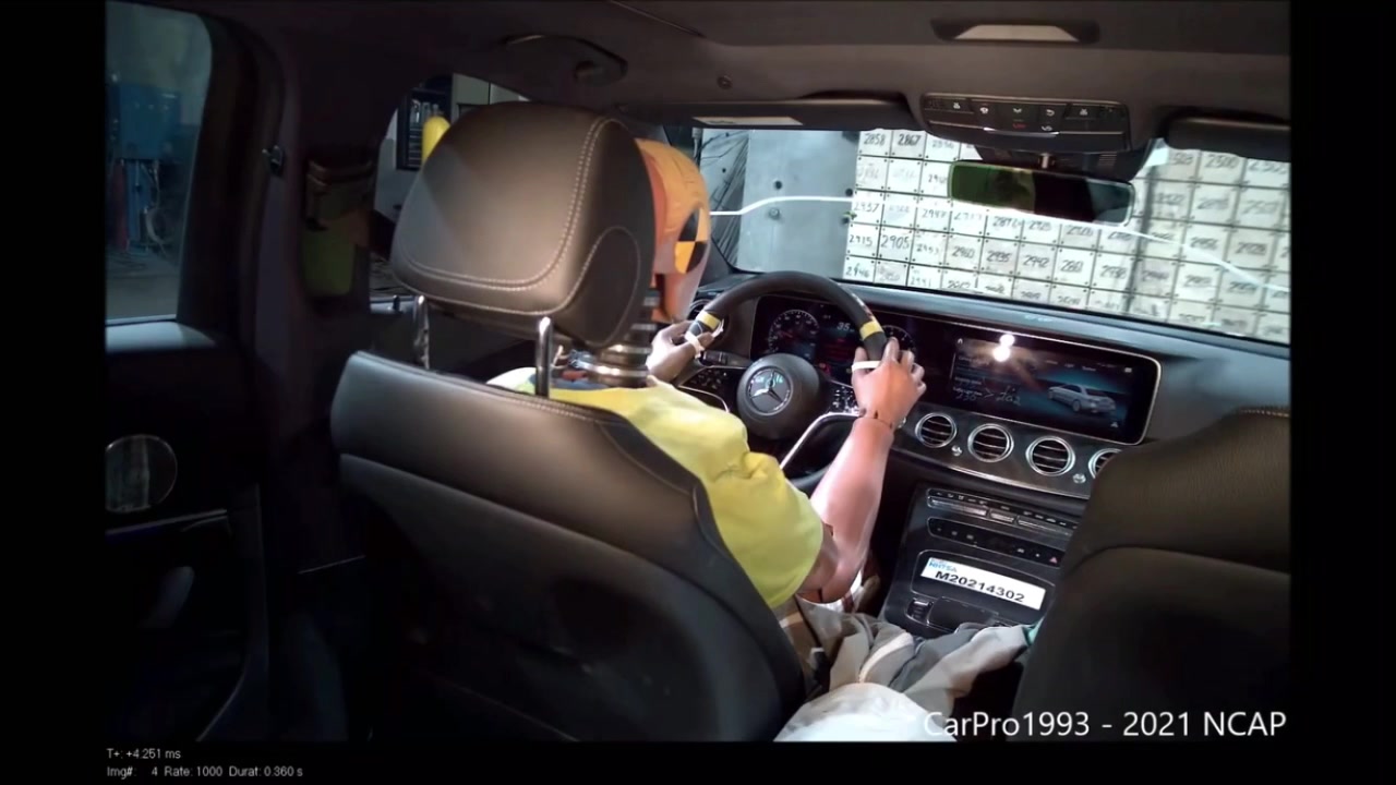 全新梅赛德斯奔驰E级碰撞测试,别的都好,维修得花不少钱,不愧是奔驰,...