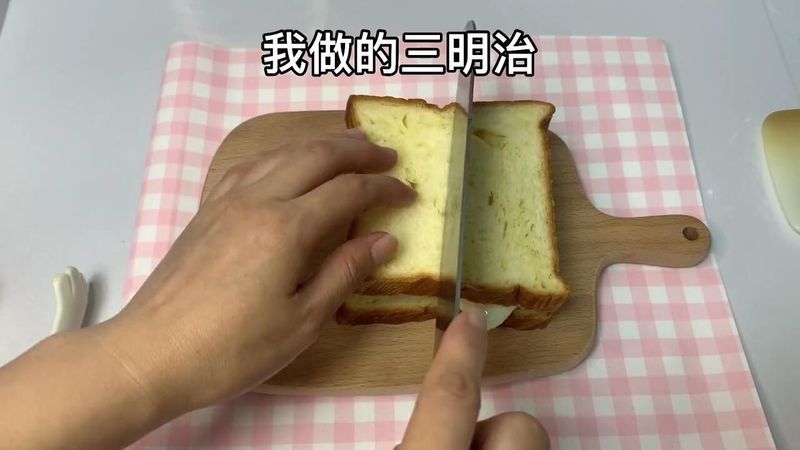 一分钟做个早餐三明治,你学废了吗三明治