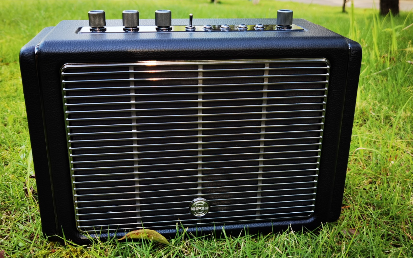 音箱评测:猫王MATE4蓝牙音响好听在哪?AudioTool实时非专业听感...