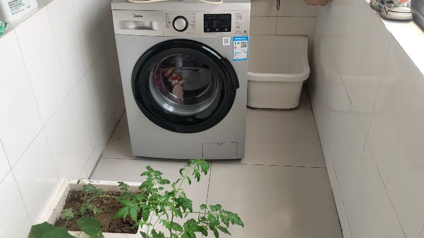 美的滚筒洗衣机用了两年就坏了