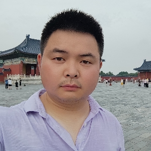 雷蔓 