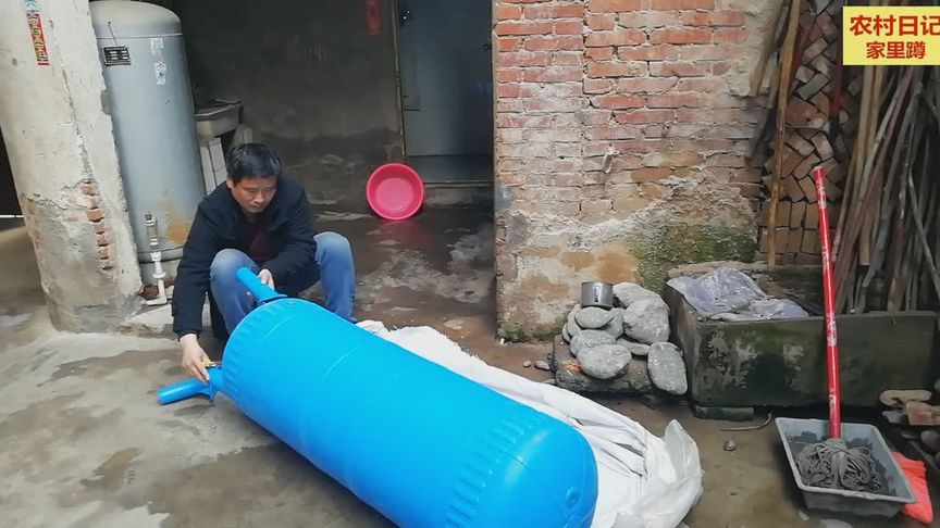 农村日记网上买了个塑料水塔 看他安装的怎么样