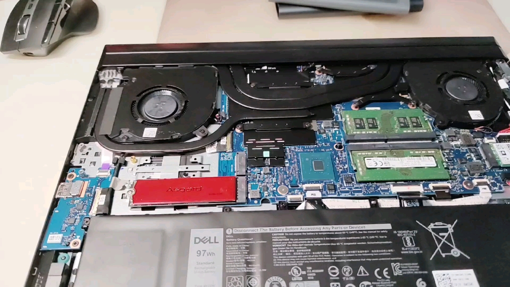 【测评】戴尔G7 7700拆解升级,升级的坑!来自美国的螺丝就是好!