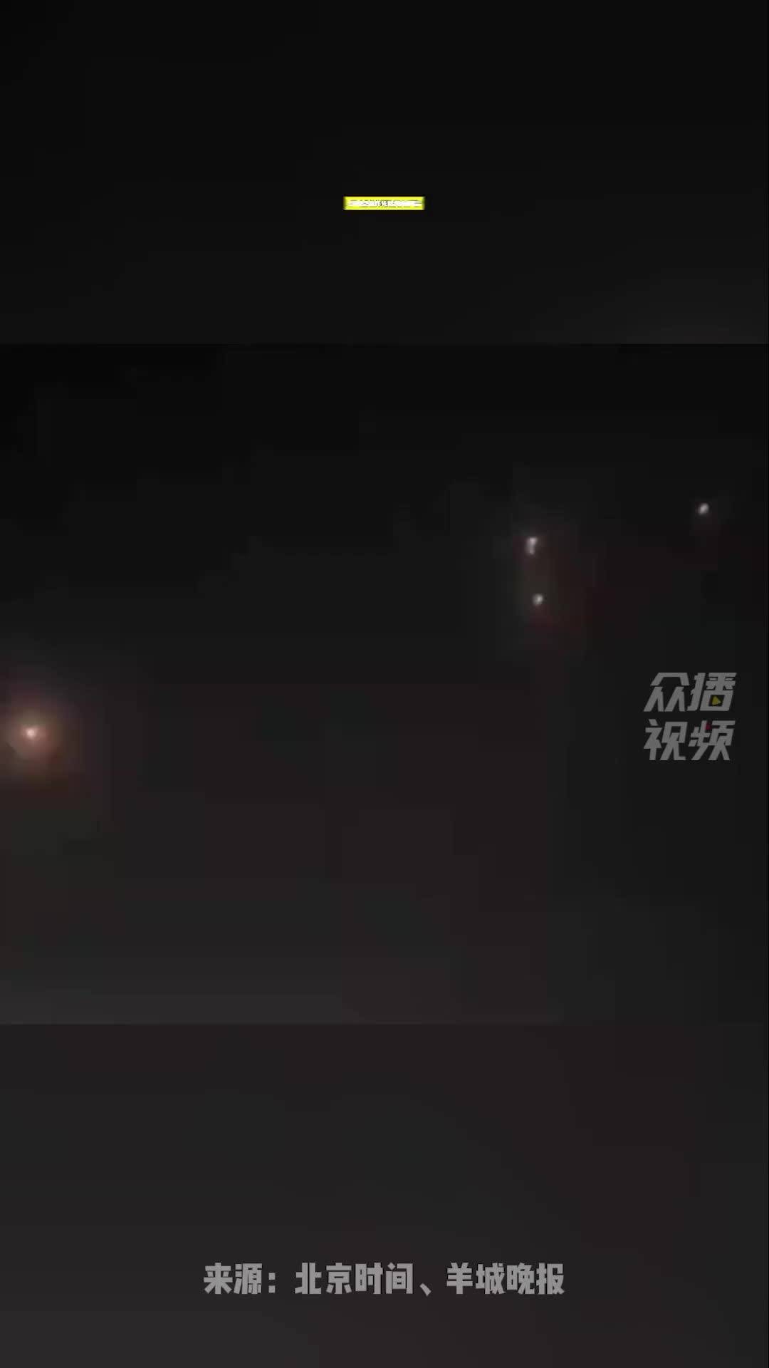 美以空袭炸死哈梅内伊后,伊朗"掀桌"了!突破以防线,导弹直接打到...