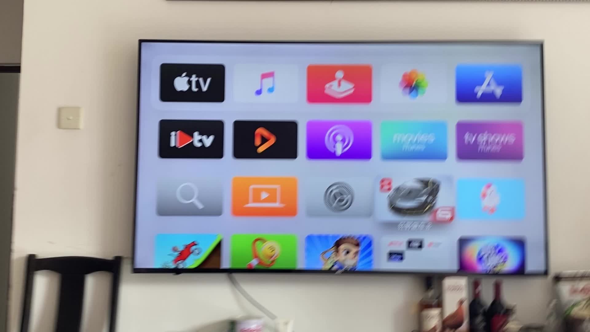 可能是地表上最好的遥控器,Apple TV演示电视游戏的效果,大屏幕,体验...