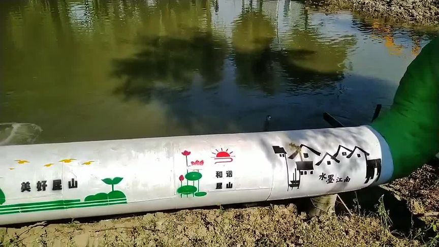 大家有没有见过这么漂亮,骚气的蒸汽管道?这就是我们公司的管道