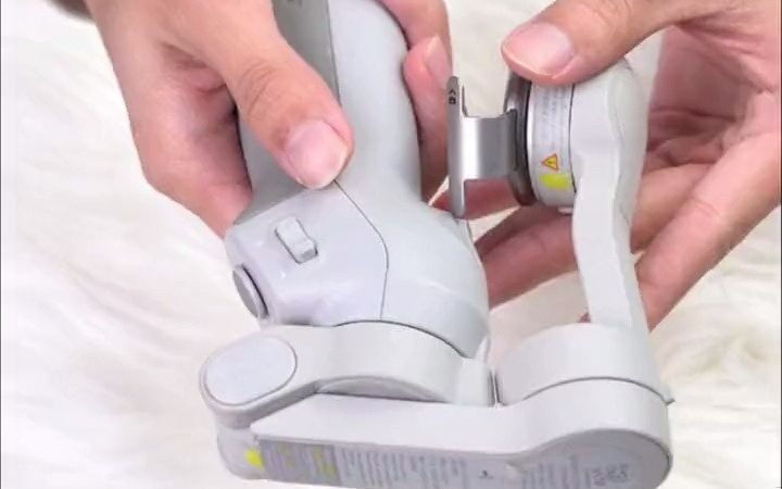 1152_二手DJI OM 4开箱,磁吸快拆设计手机云台,让手机摄影更专业,...