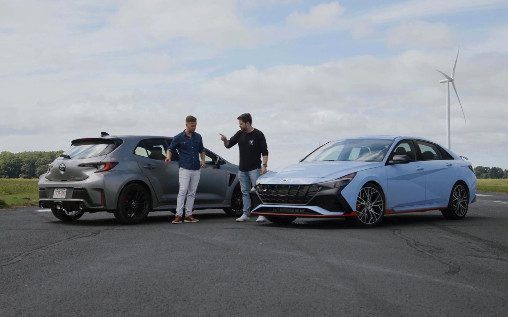 2023款丰田GR 卡罗拉 vs 本田思域 Type R vs 现代伊兰特Elantra N __ ...