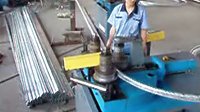 中型数控滚弯机钢副框加工视频