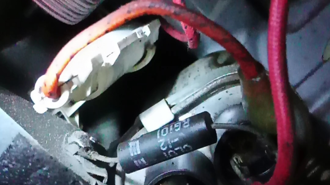 换了个微波炉(700W同样功率),但发现新微波炉加热的效率不高,同样...