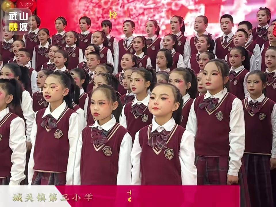 【视频|艺润校园喜迎元旦】武山县城关镇第三小学举行"艺润校园喜迎...