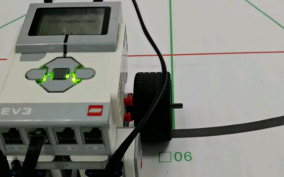 乐高 EV3 陀螺仪直线小车