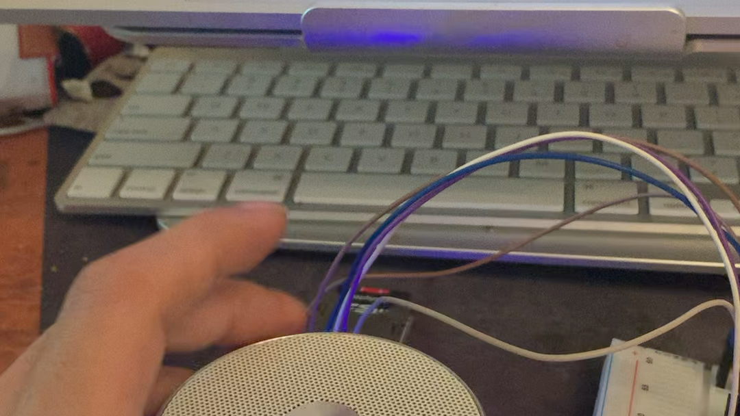 esp32 连接蓝牙音箱播放音乐。