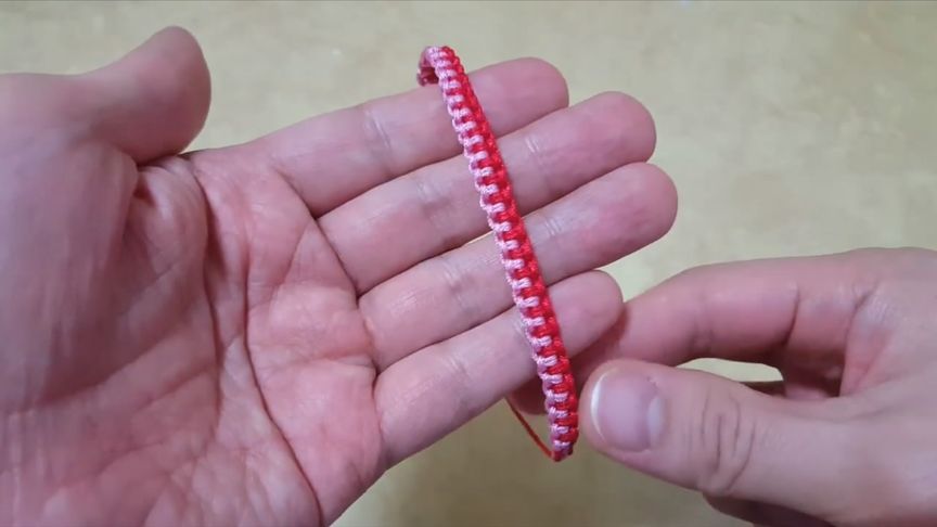 中国结绳编教程,简单平结手链的编制方法!