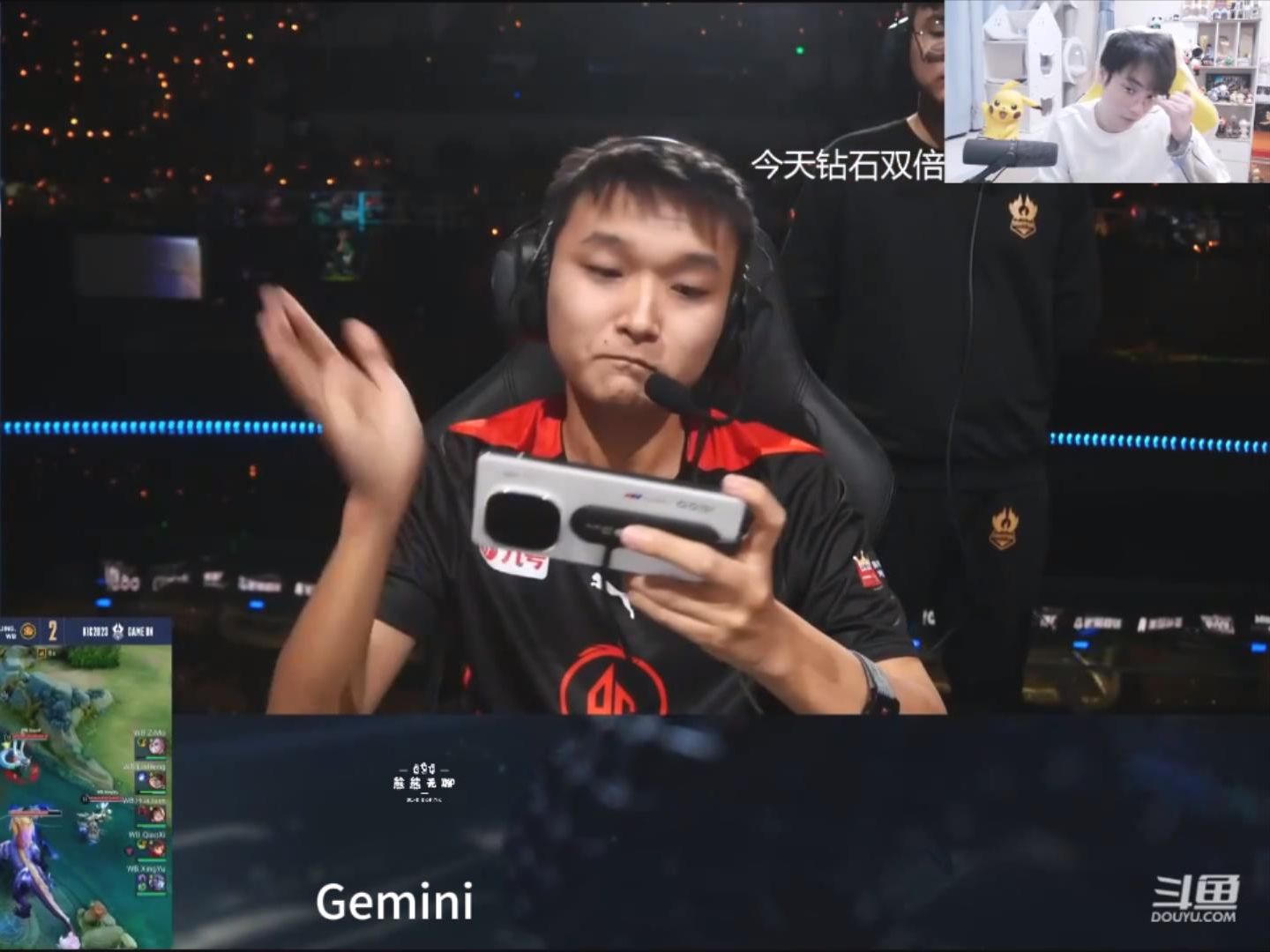 CAT抽自己一巴掌 各直播间反应_游戏热门视频