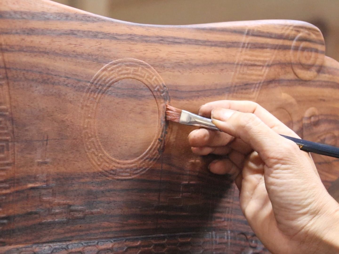 修复家具裂痕教程