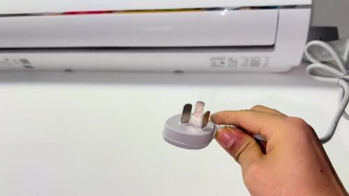 10A插座转换成16A插头,差点出事故,家里用电千万不要这么做