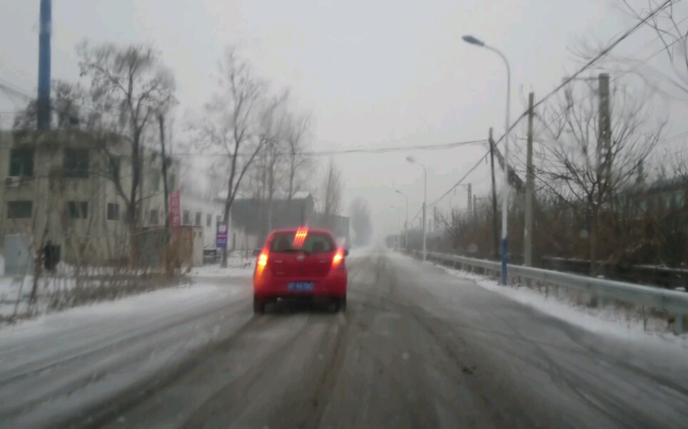 寻找雪中の双层火车 T56次