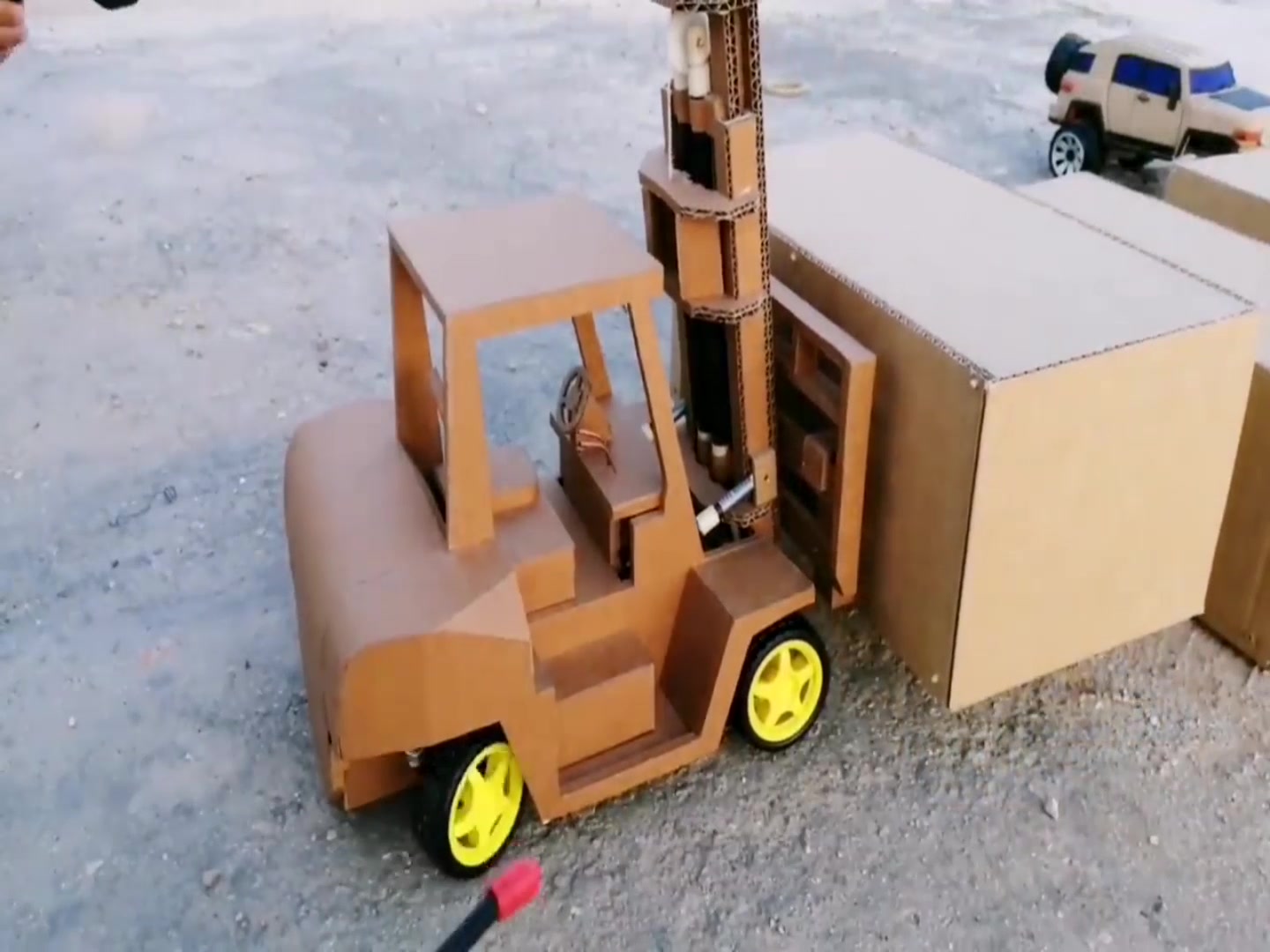 如何用硬纸板制作铁路货车模型