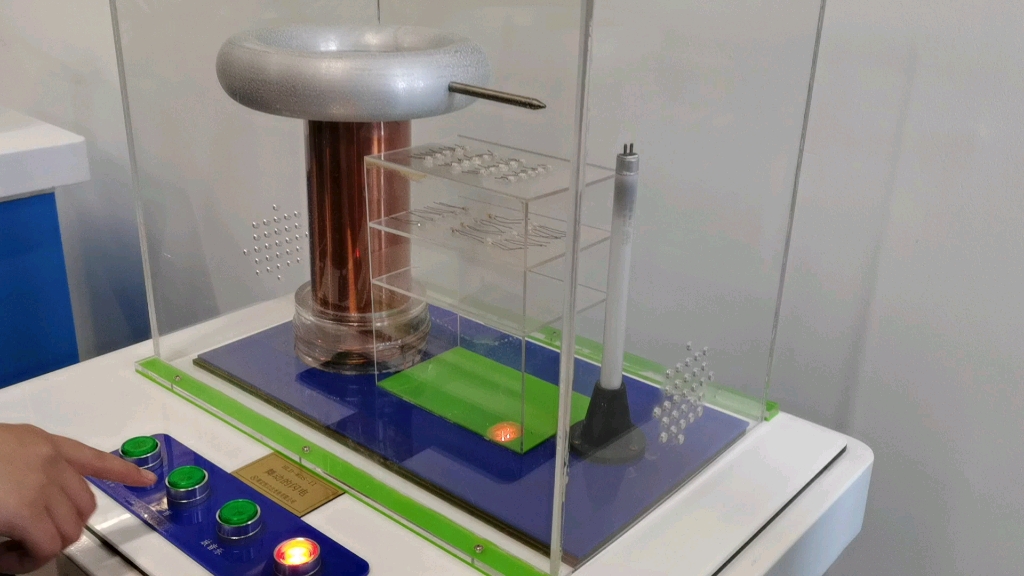 【日常】学校物理科普实验室参观