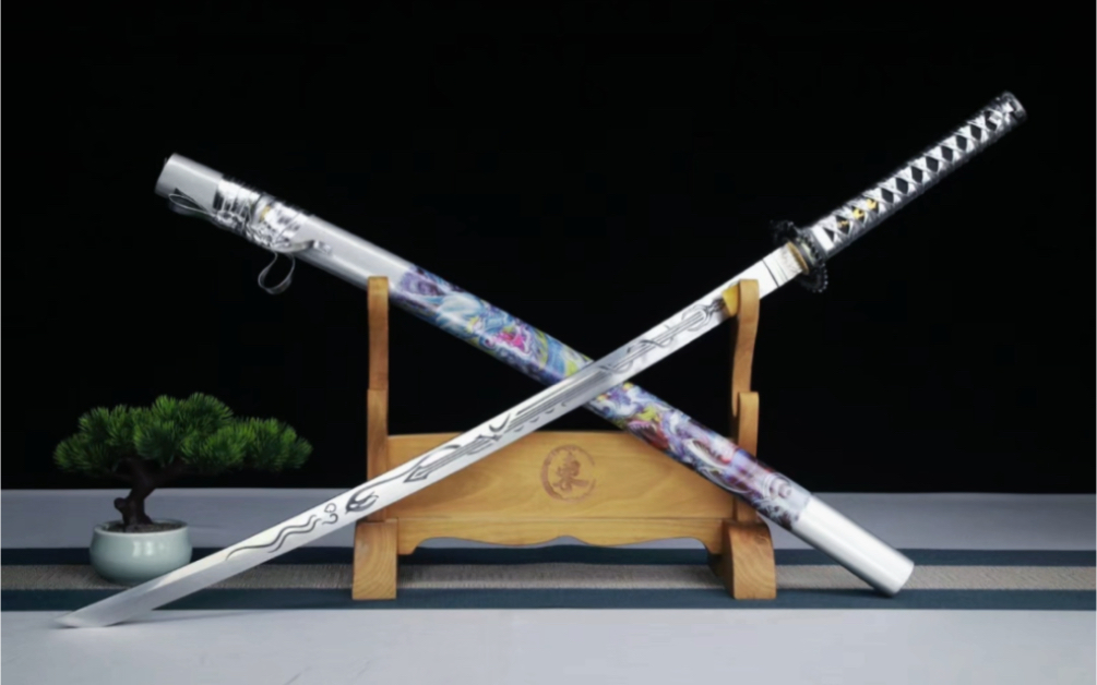 漫画中走出来的武器各位喜欢吗?