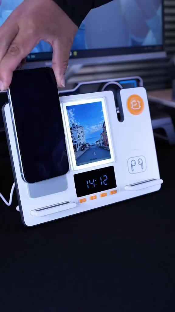 这个三合一无线充电器真是长在我的审美上好看又实用