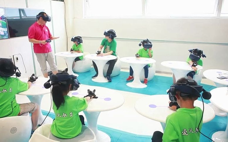 爱沃VR教育—科学教学