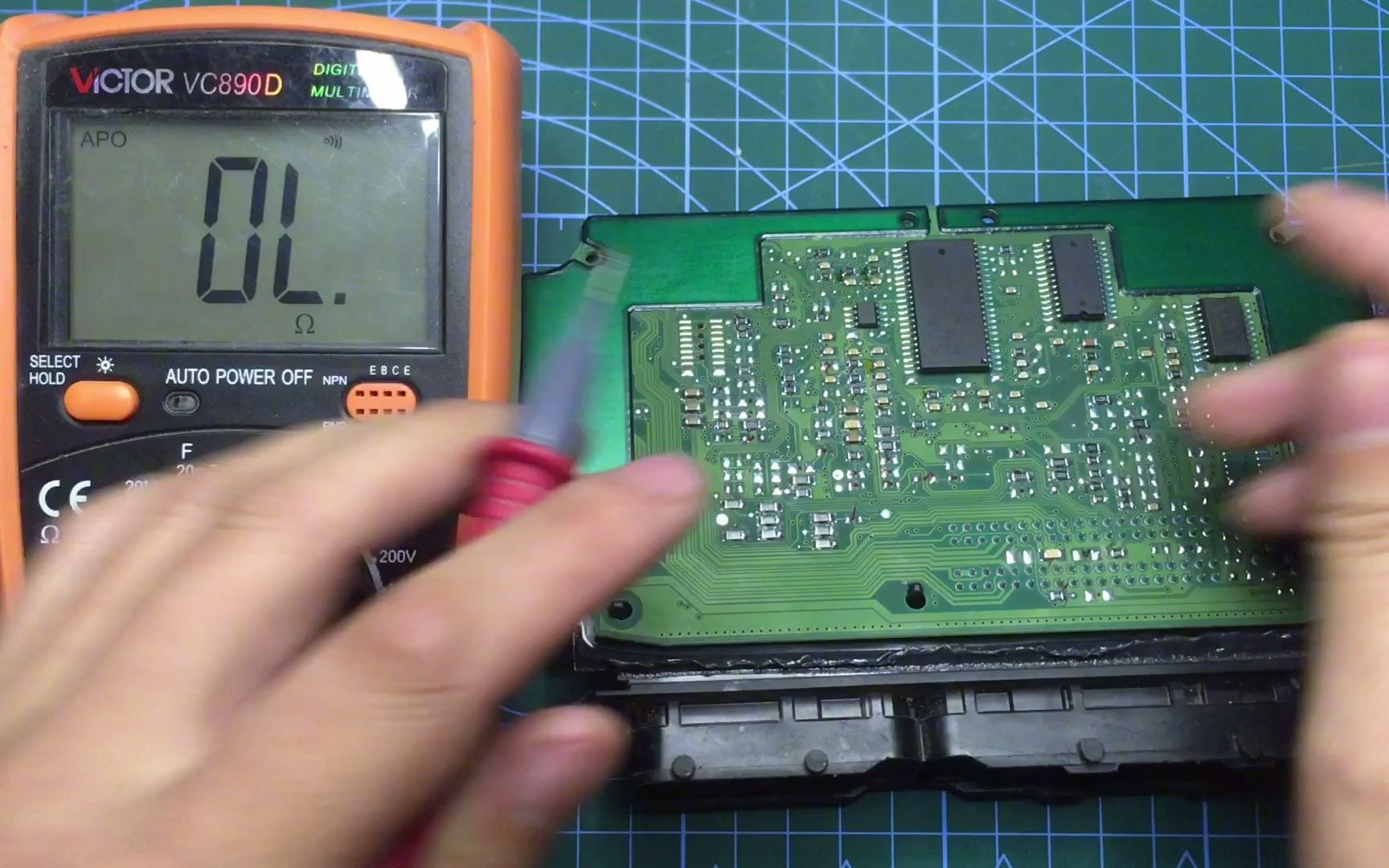 电容好坏如何快速检测?教你一分钟检测完整块电路板电容!