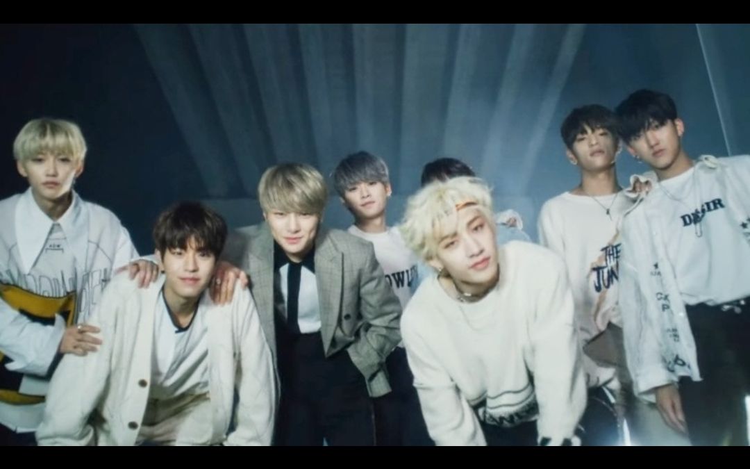 Straykids最新回归曲Side Effects MV+打歌舞台合集(更至190727)
