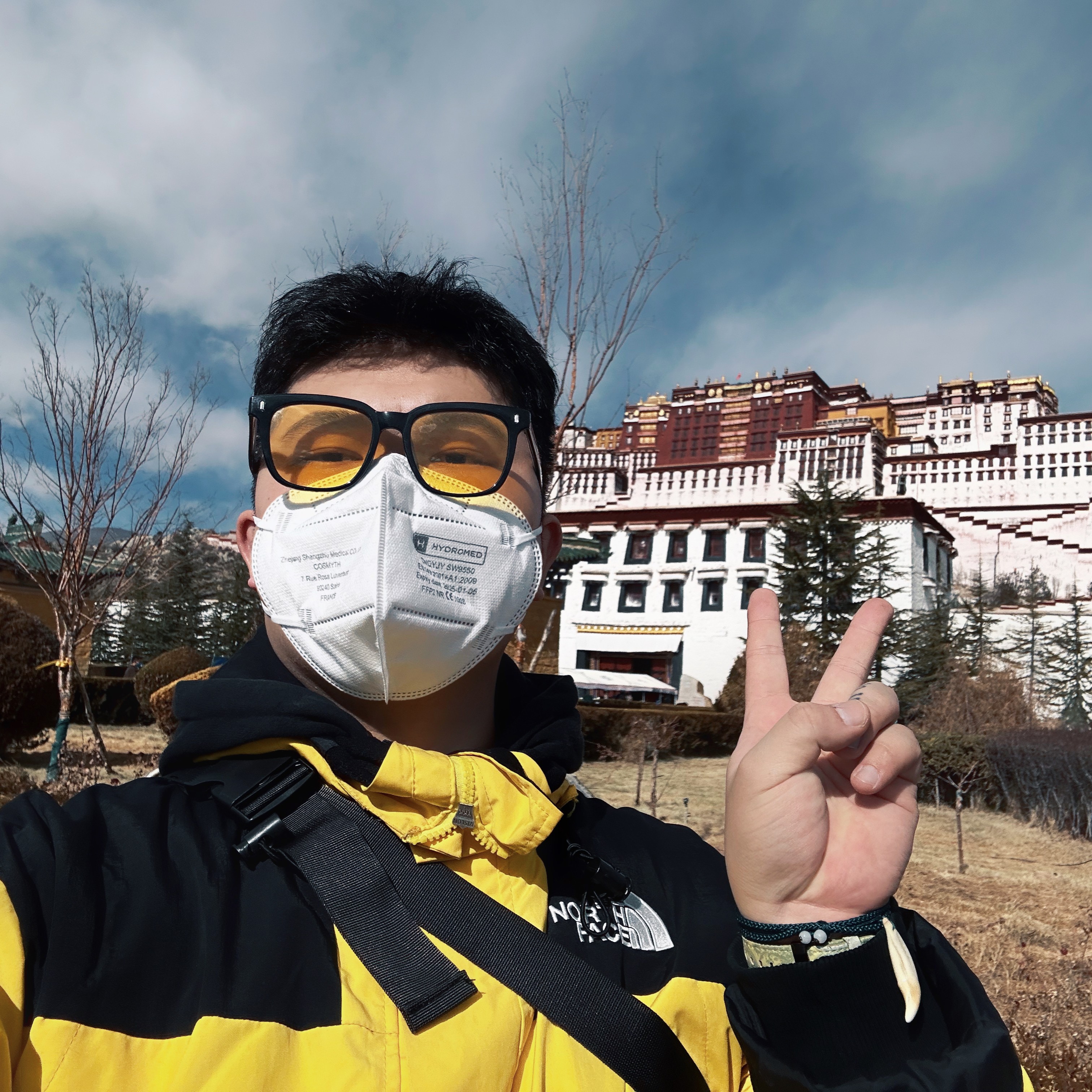 骑摩托旅行的克林 