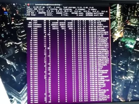ubuntu系统死机,更换桌面背景图