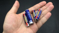 旧电池不要扔了,这个作用好多人不知道,学会你会感谢我,都看看