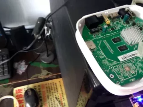 烽火HG680-J网络机顶盒破解刷机固件升级视频教程8